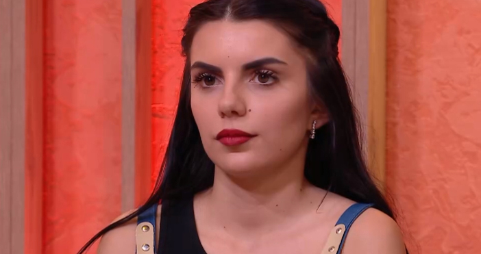 Petel.bg - новини - Тя е мухата в "Муха в супата"