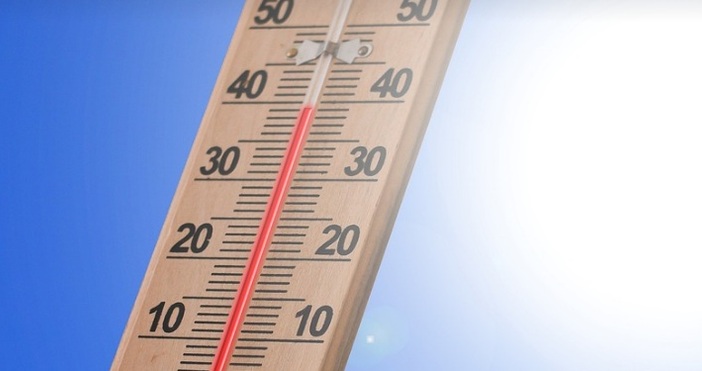 Petel.bg - новини - Лятото връхлита с 35 градуса до дни