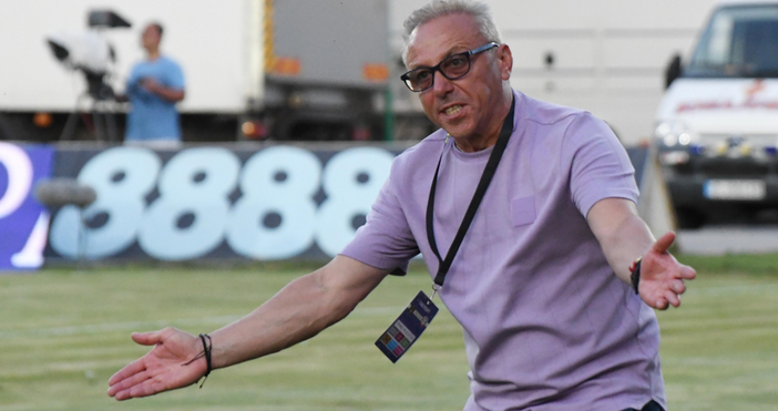 Petel.bg - новини - Илиев: Съжалявам, че не си направихме мача по-спокоен