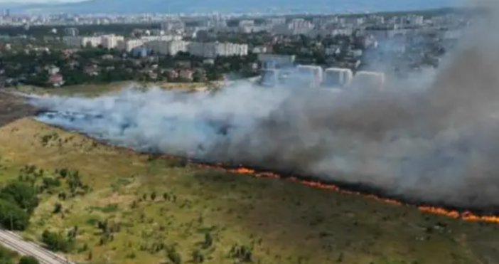 Petel.bg - новини - Огнен ад край Практикер в "Люлин"