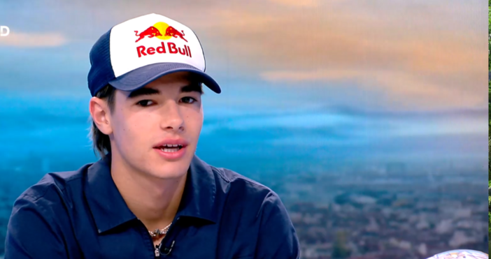 Petel.bg - новини - Феноменален Никола Цолов във Формула 2